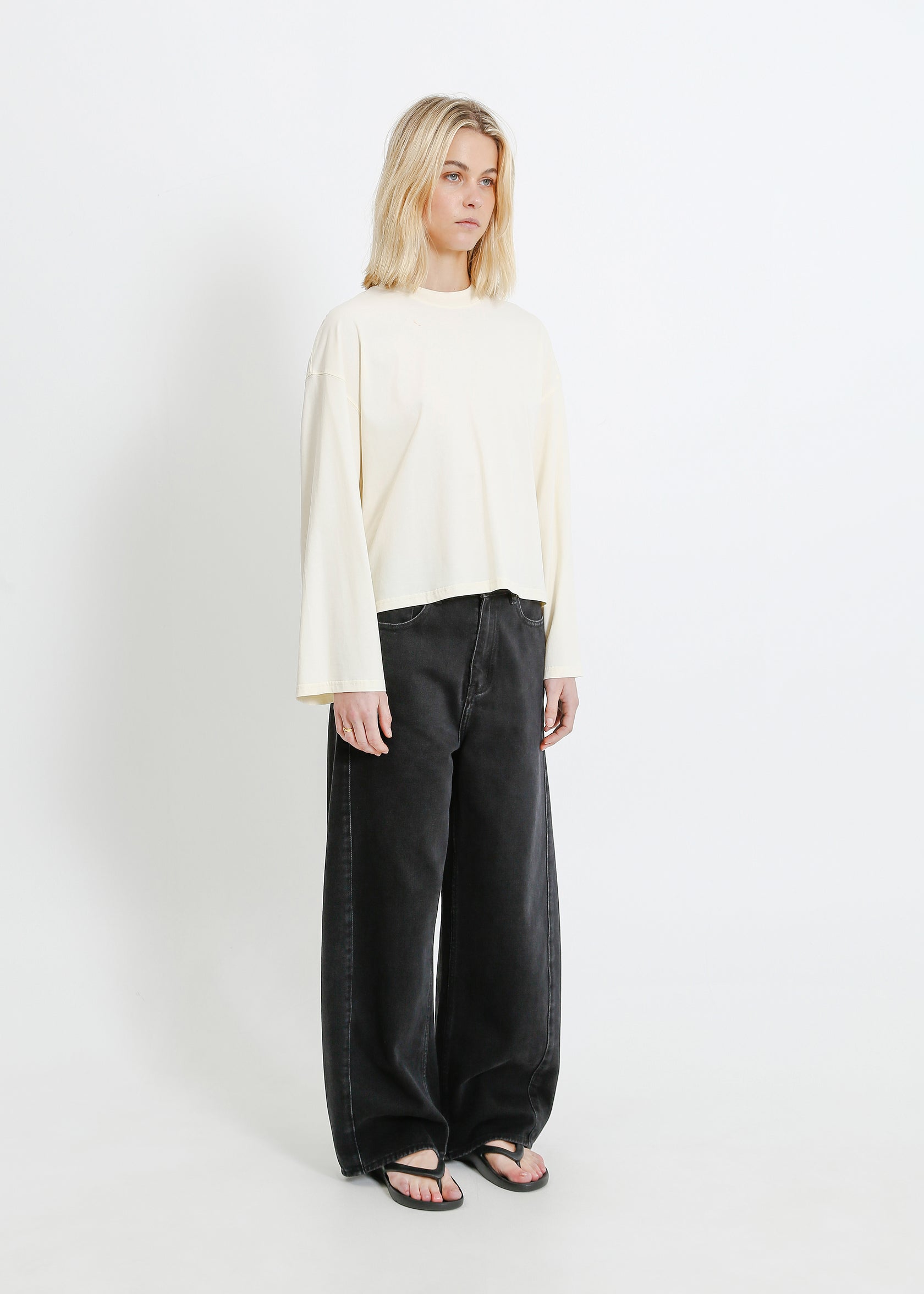 Chester Jean / Black | ALPHA60