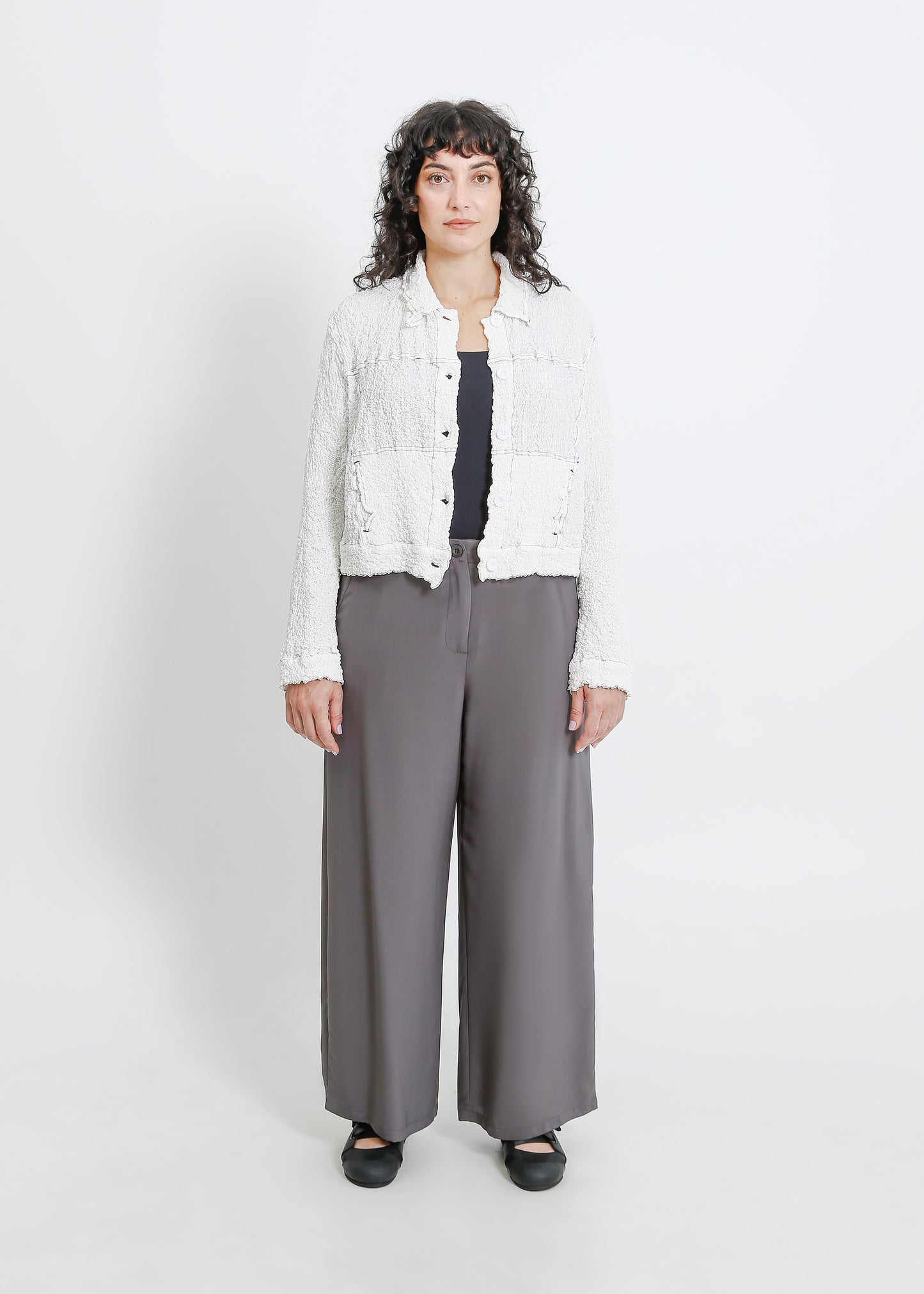 Bryn Pleat Jacket / White | ALPHA60