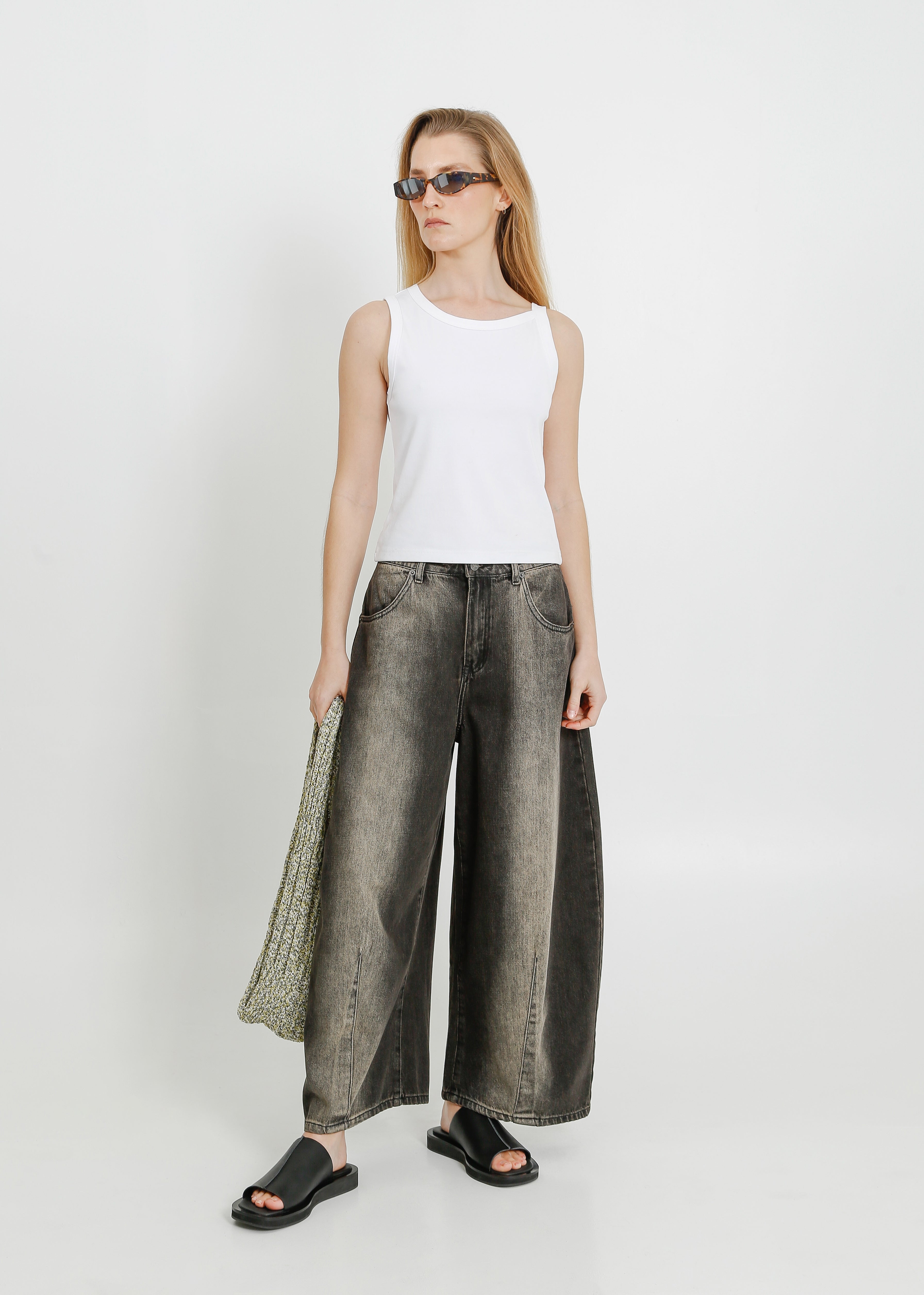 ELLIE JEAN / BROWN-BONE – Alpha60